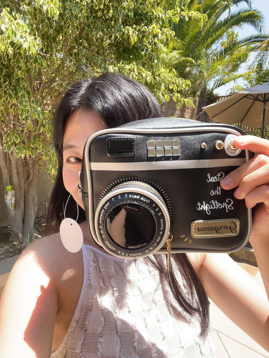 Bewaltz: Classic Camara Crossbody – Rhen's Nest Toy Shop